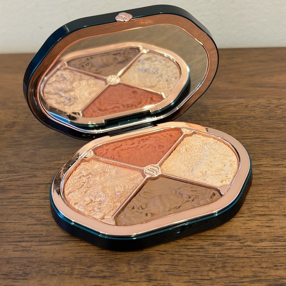 FLORASIS | Makeup | Florasis Constellation Floral Engraving Contour ...